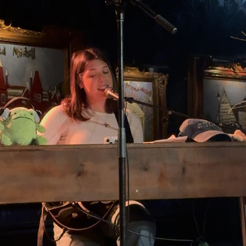 Stream block me out - grace enger (cover) by bee | Listen online for ...