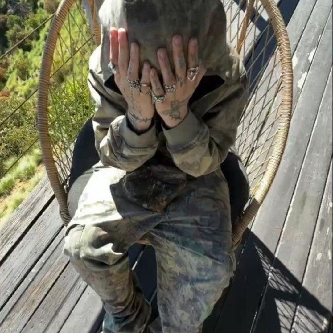 Stream STRANGEHUMAN - WAKE UP V2 by STRANGEHUMAN | Listen online for ...