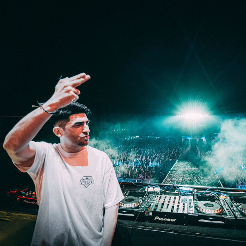 Mike Bond - Nostalgia Radio 17 2025-06-20