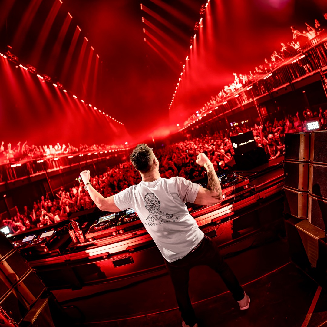 Stream Dah-veed Jolivet | Listen to ASOT 2025 playlist online for free ...