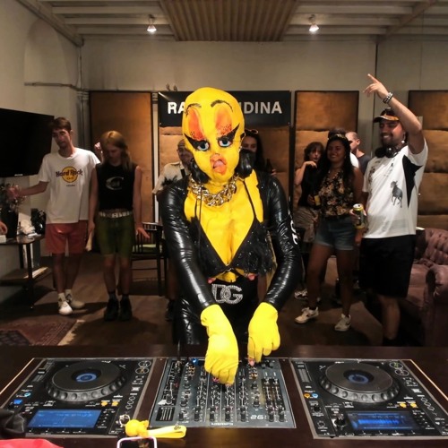 Stream DJ Piolinda Marcela | Radio Rudina by Radio Rudina | Listen ...