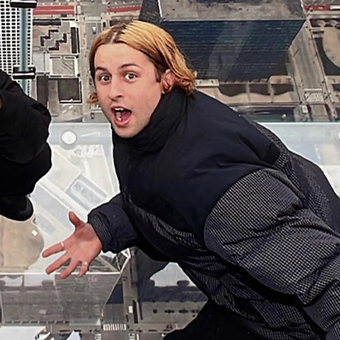 Stream Mall Grab - Inside by Jamesr | Listen online for free on SoundCloud