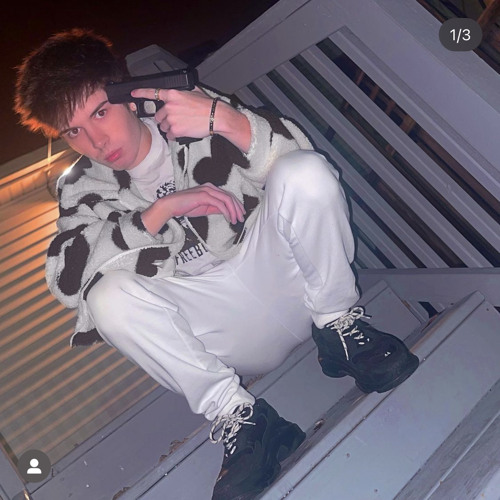 Stream 83hades Dead friends by NINE MILLIE | Listen online for free on ...