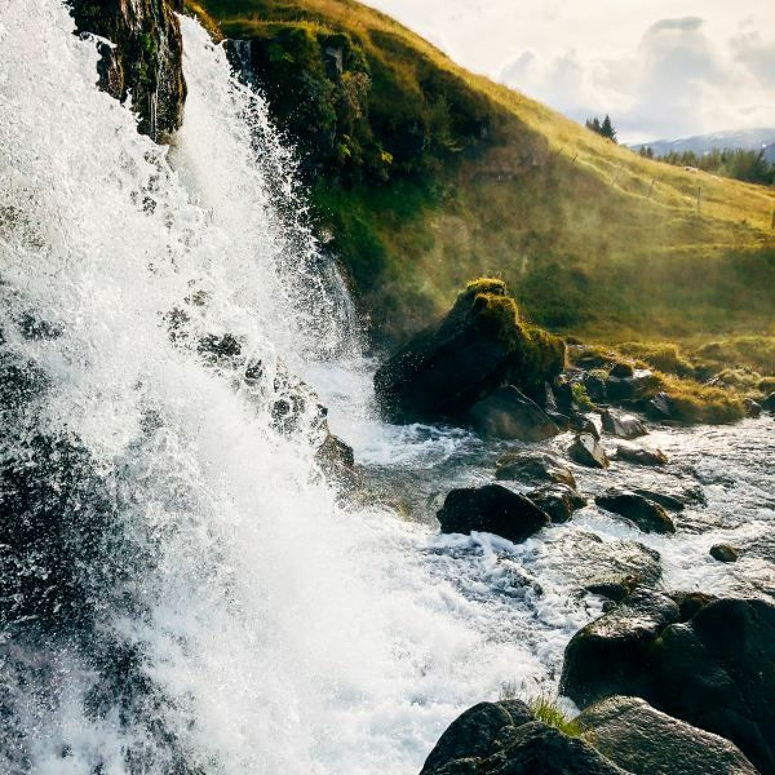 Let The Water of Life flow freely through our hearts – Ruach Breath of ...
