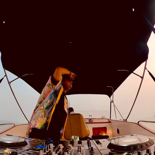 Stream Not A DJ - FLOAT! Volume 6: Broadcast: Boat Party Set! LoFi ...