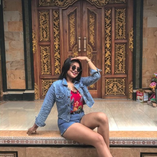 Stream SPESIAL REQUEST VIANI MANIK - BLAHBATUH BERGETAR - Dj JOJO by ...