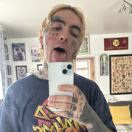 Stream 7. Diamond eyes. prod. dylan cooper .wav by ♡before you fall asleep♡ | Listen online for ...