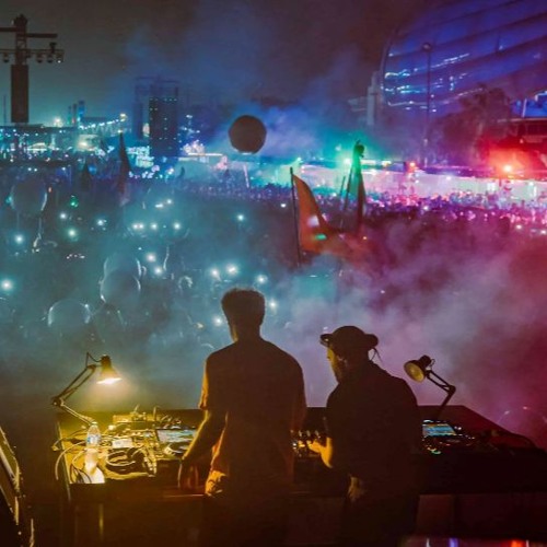 Stream Still Here again.. (with a smile on my face) - Hard Summer ...