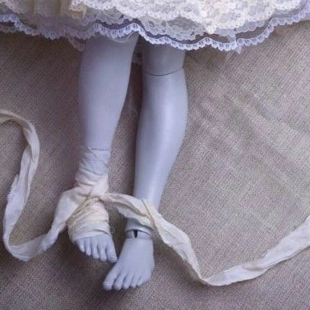 Stream ⋆｡° never-eli?End looped+slowed by ｡ﾟ•┈୨♡୧┈•ﾟ｡ | Listen online ...