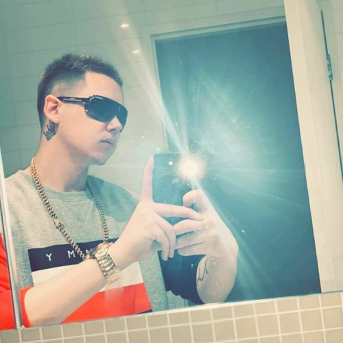 Stream Budz - Freestyle by Budz | Listen online for free on SoundCloud