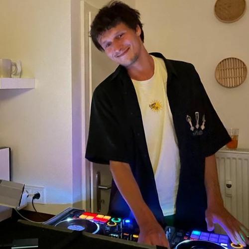 Stream FUSIONSUMMER by KAMP | Listen online for free on SoundCloud