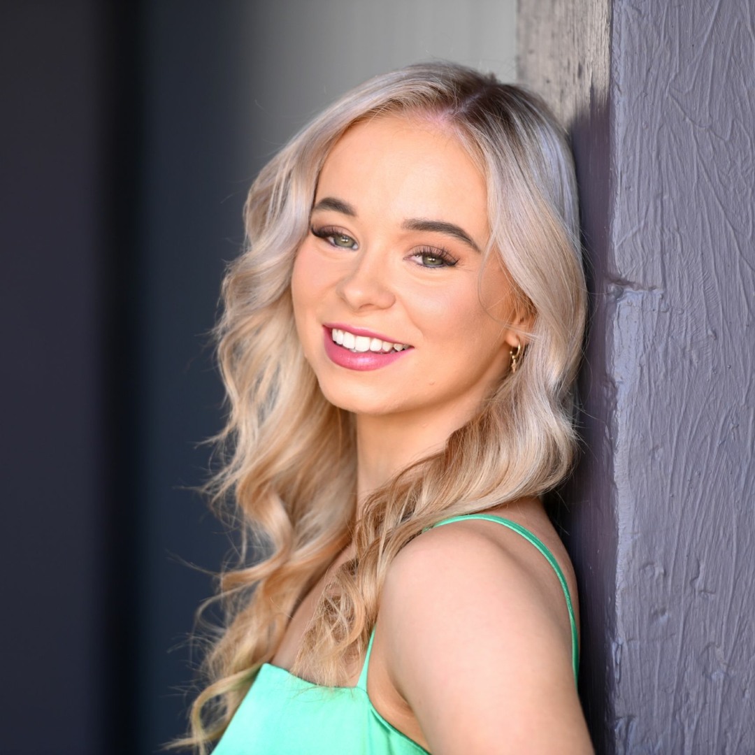 Stream Madeline Calder - Voice Artist by Voice Over Demo Reels | Listen ...