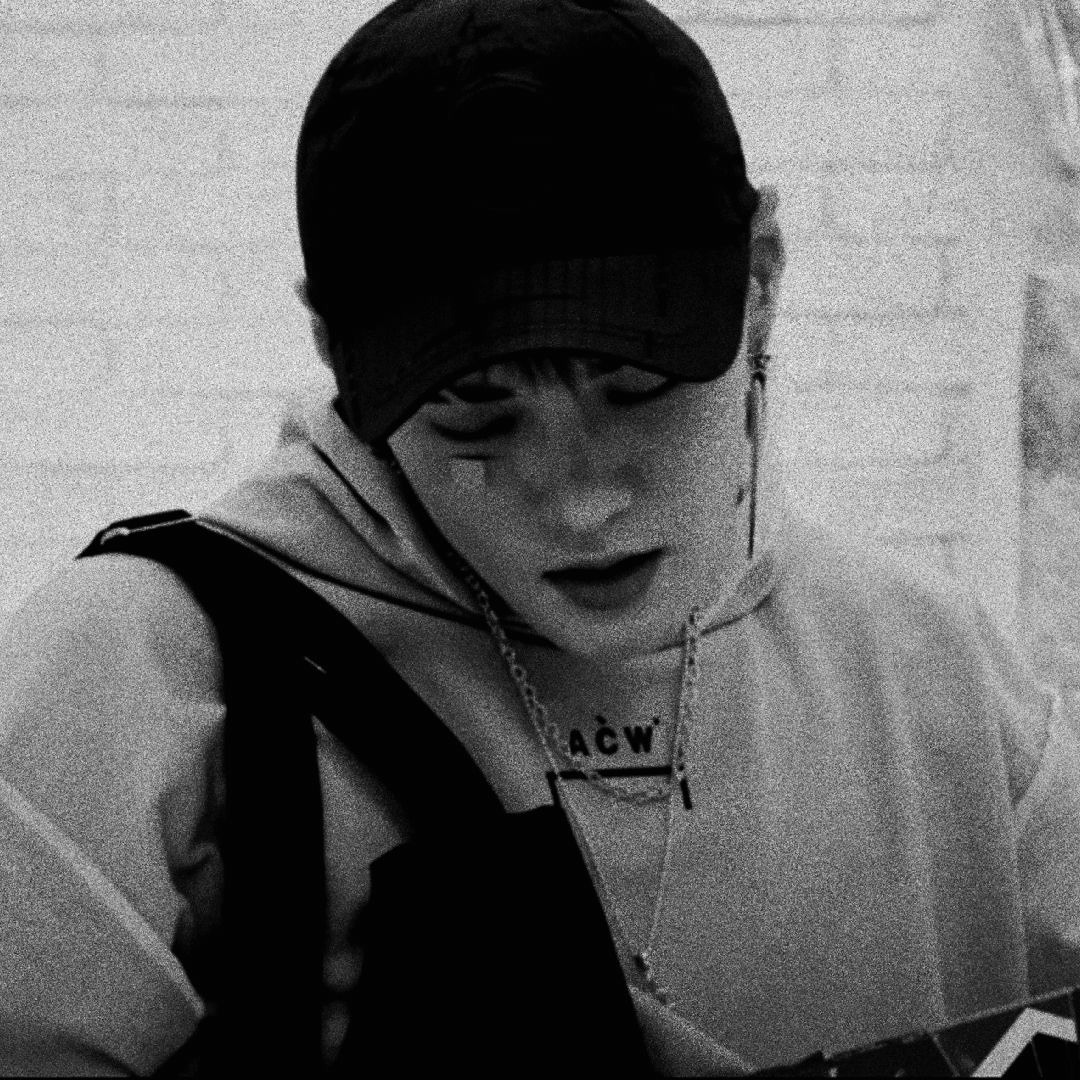 Stream DEAN(딘) - Dancing In The Rain (A.I. cover) by dijei | Listen ...