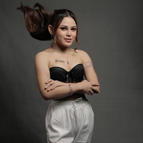 Stream YANG - ( WC FT Z.A_ X KATALI X ZAY MARCELO )#VIP !!! by Wanda Costanza | Listen online ...