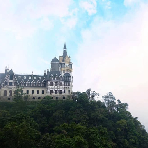 Stream Xin Chào Việt Nam by Annie Dang | Listen online for free on ...