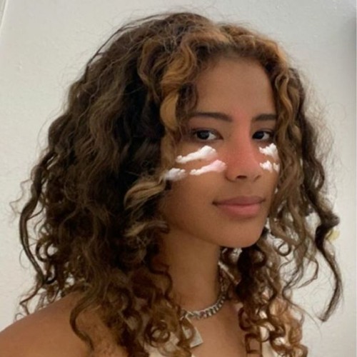 Stream girls like me dont cry - thuy (pluggnb instumental by yungAK) by ...