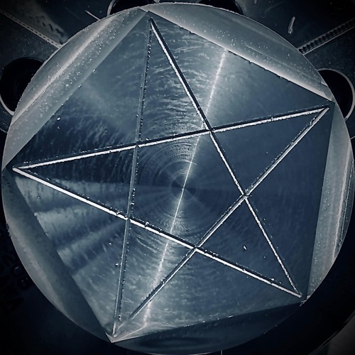 Stream Silent Crows by 𝔗𝔥𝔞𝔱 𝔒𝔩𝔡 𝔖𝔢𝔯𝔭𝔢𝔫𝔱 | Listen online for free on ...