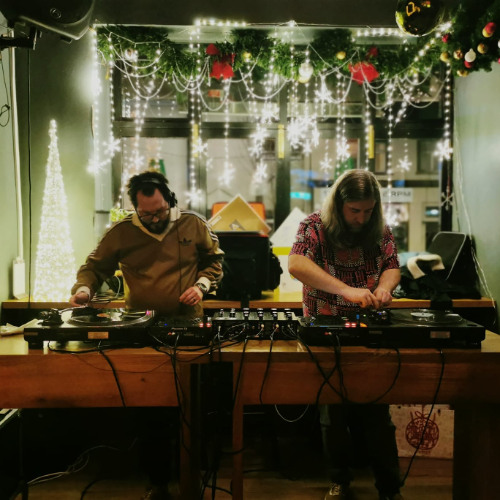 Stream Gilbert Steele - Radio Activity 2 - Dim The Lights T/O (20250315 ...