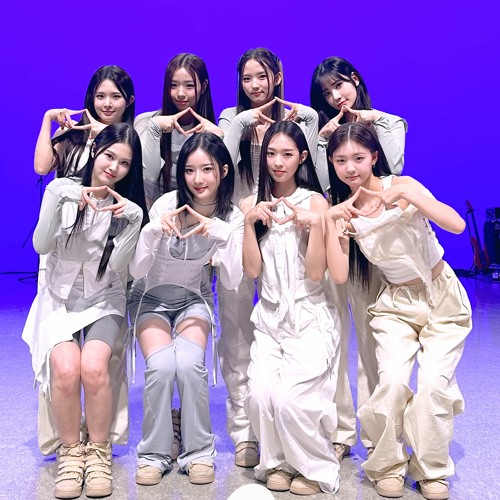 Stream tripleS EVOLution (트리플에스) - Invincible - Band LIVE Concert it's ...