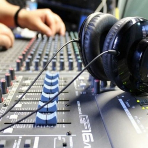 Stream Монгол хувцас эд эдлэлийн товчоон by Mongolian National Radio ...