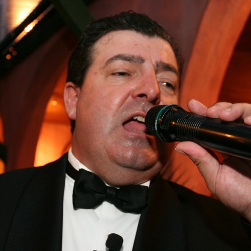 Stream Geoffrey Dolan | Listen to Geoffrey Dolan Sings playlist online ...