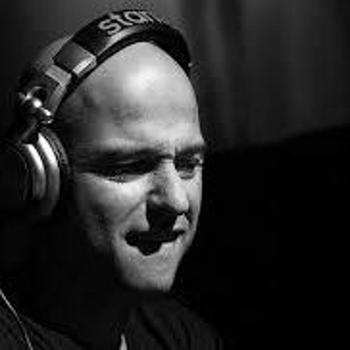 Stream Lewis Mann | Listen to Artists Showcases playlist online for ...