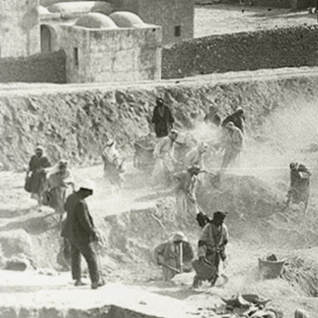 Stream episode Lisa Brody: Dura Overview by Yale University Art Gallery ...