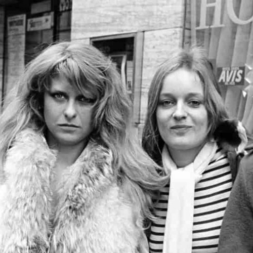 Stream Elsker Alle Kvinderne Fra Direkte Musik På Din Mobiltelefon by ...