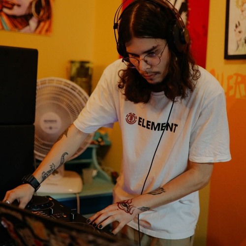 Stream Emi Pê Mix Vol.1 by Delimabeat | Listen online for free on ...