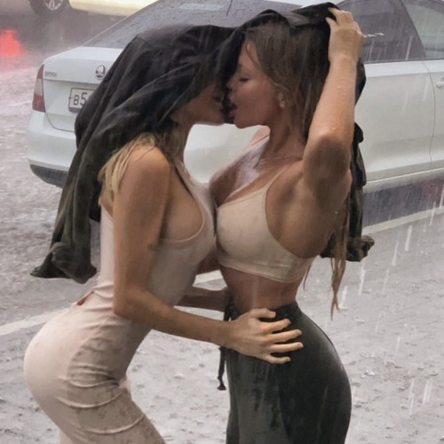 Stream devianprod. x milky flight - coldstreets by viollet69 | Listen online for free on SoundCloud