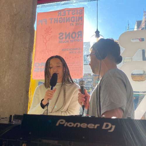 Stream Tom Fuller w/ Zakia - Community FM - SMFM Live from Ron's ...