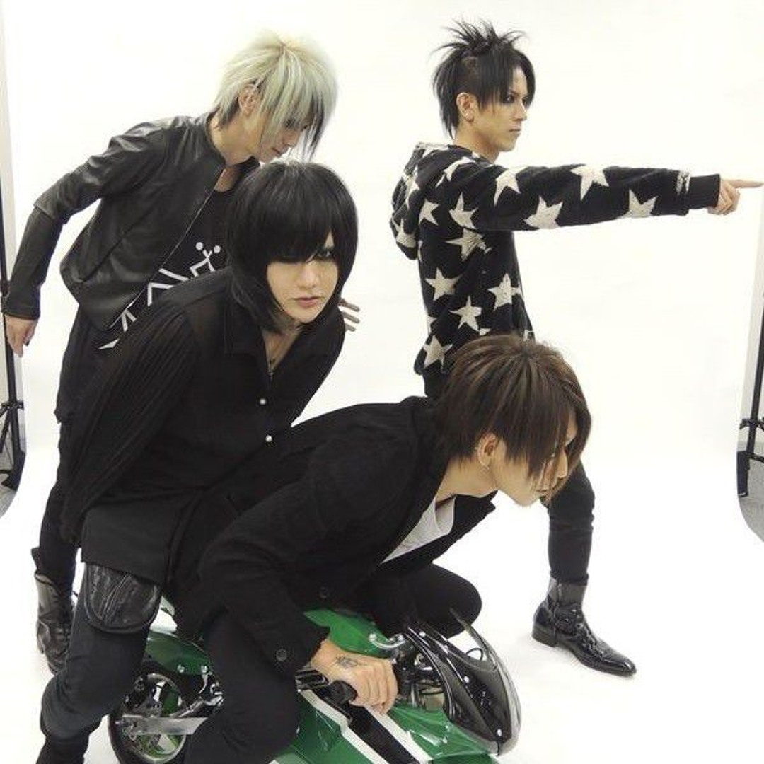 Stream Plastic tree - Slide. 107% by rizolt | Listen online for free on ...