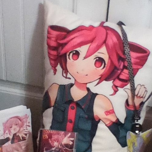 Stream Vupi Wrinkle Cover by Vupi_Queen | Listen online for free on ...