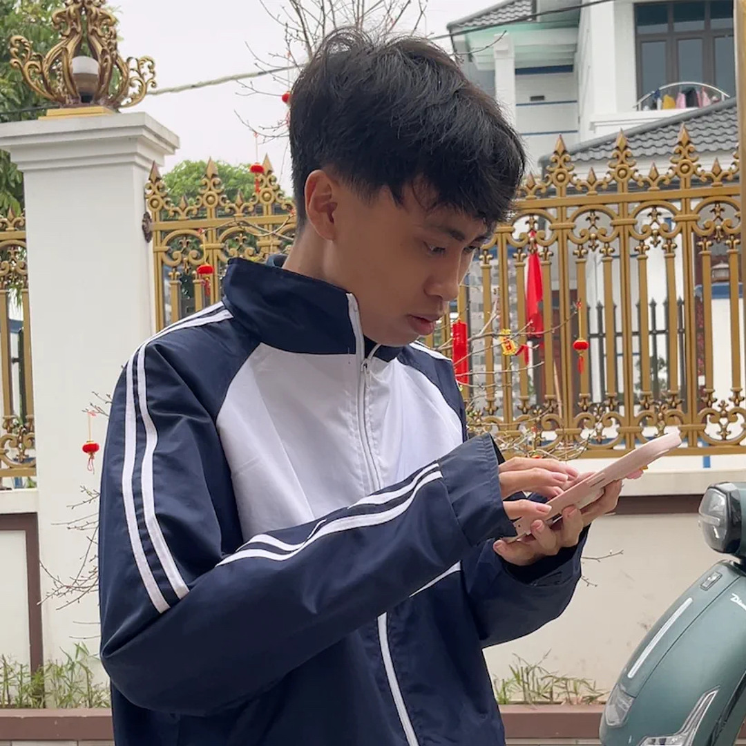 Listen to playlists featuring HARU HARU 2025 ++ Remix by Dân Chơi Phố Cổ online for free on ...