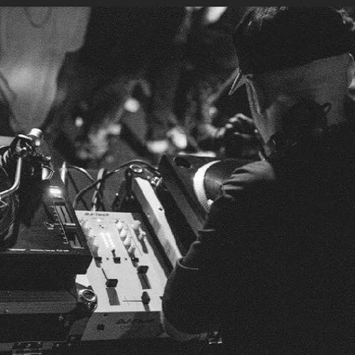 Stream ITS RAINING DOWN ON LIL KIM (Toto, Re-MIXX) by DJ Jay Dishman ...