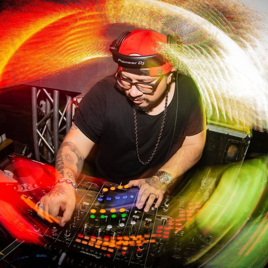 Stream episode TAJ MAHAL SESSION DJ JJ 18 05 2024 02:00 - 05:00 #2 by ...