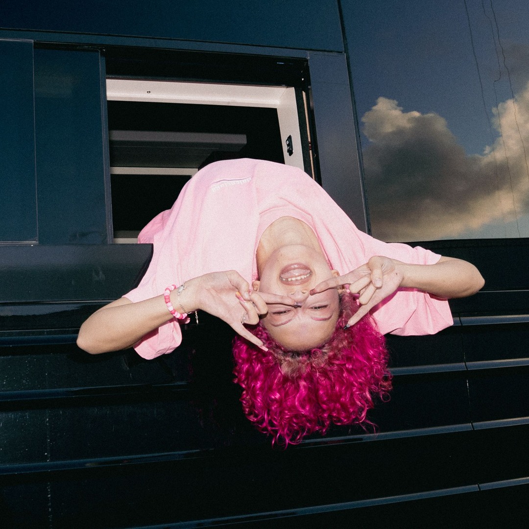 Stream keyara ₍ᐢ. .ᐢ₎ | Listen to melodies 4 U playlist online for free ...