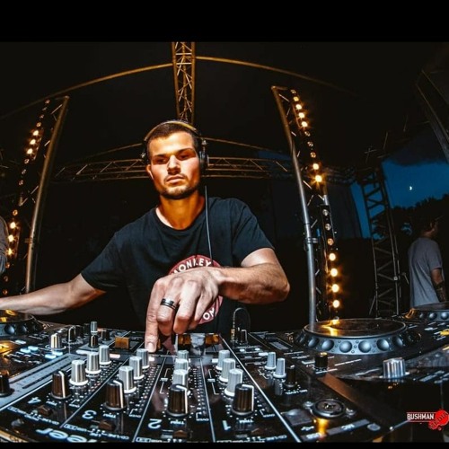 Stream Monkey Boom Session #07: Erbo - #Jumpup #Rollers by Monkey Boom crew | Listen online for ...