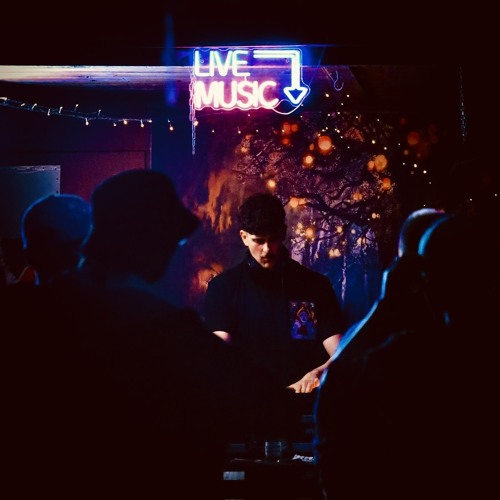 Stream Season Opening Build Up Set 2K25 x Querbeat Kollektiv by ...