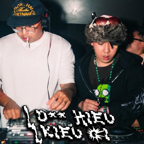 Stream TÂN THIẾU GIA B2B NODEY @ D** HIEU KIEU GI (super crazy 🤯) by ...