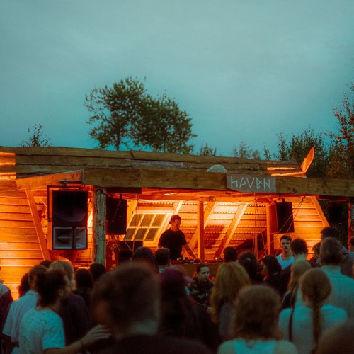 Stream Monument Festival 2025 : Rosillon by Rosillon | Embodiment ...