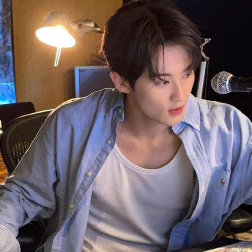 Stream MARK LEE - 200 (MINHYUNG'S VER) by Bloomiebluechan | Listen ...