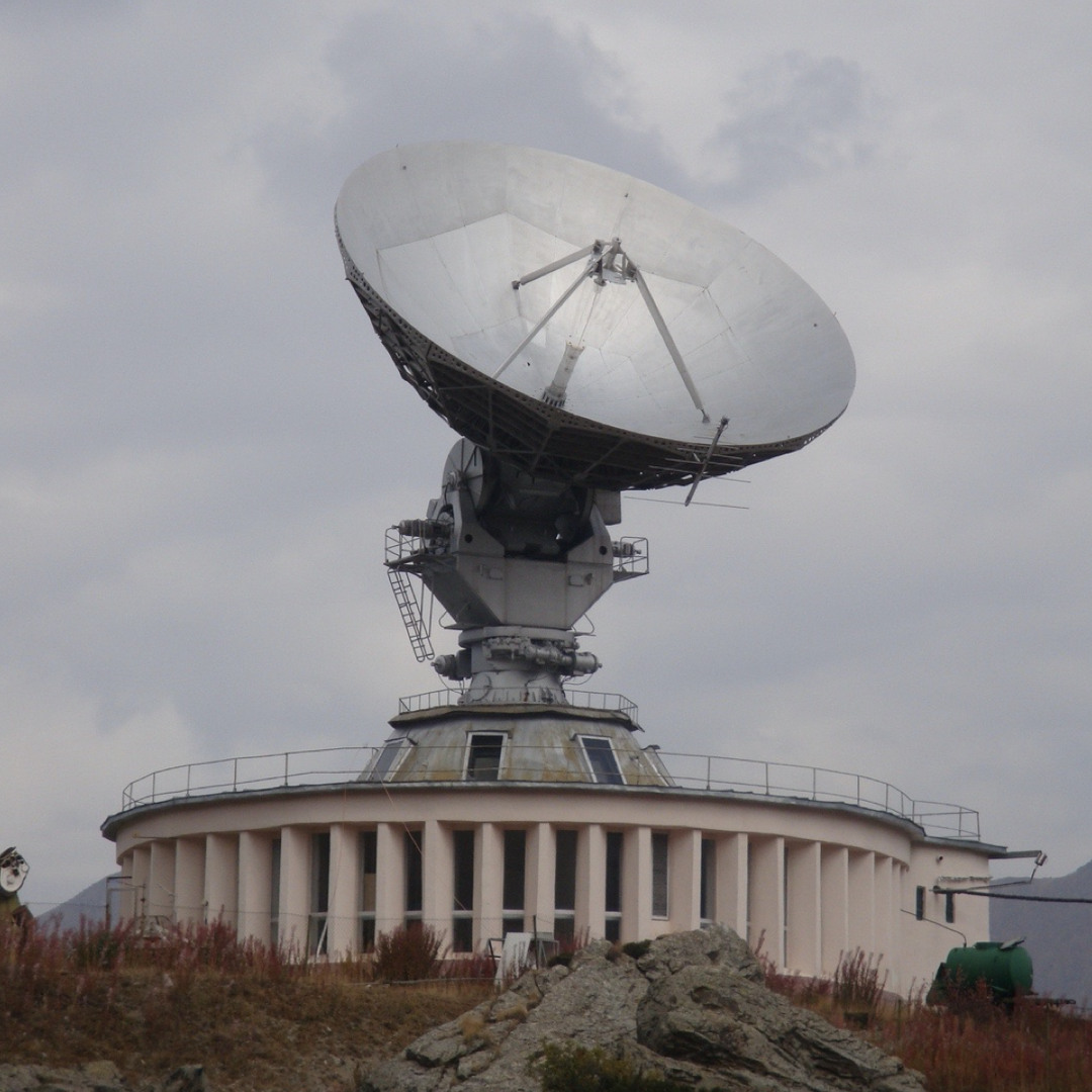 Listen to Makes No Sense (demo) by desertrvr in a.k. paul playlist ...