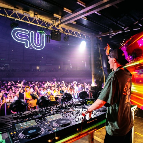 Stream Chris Lorenzo Opening Set (ZEN Mix) by ZEN | Listen online for ...