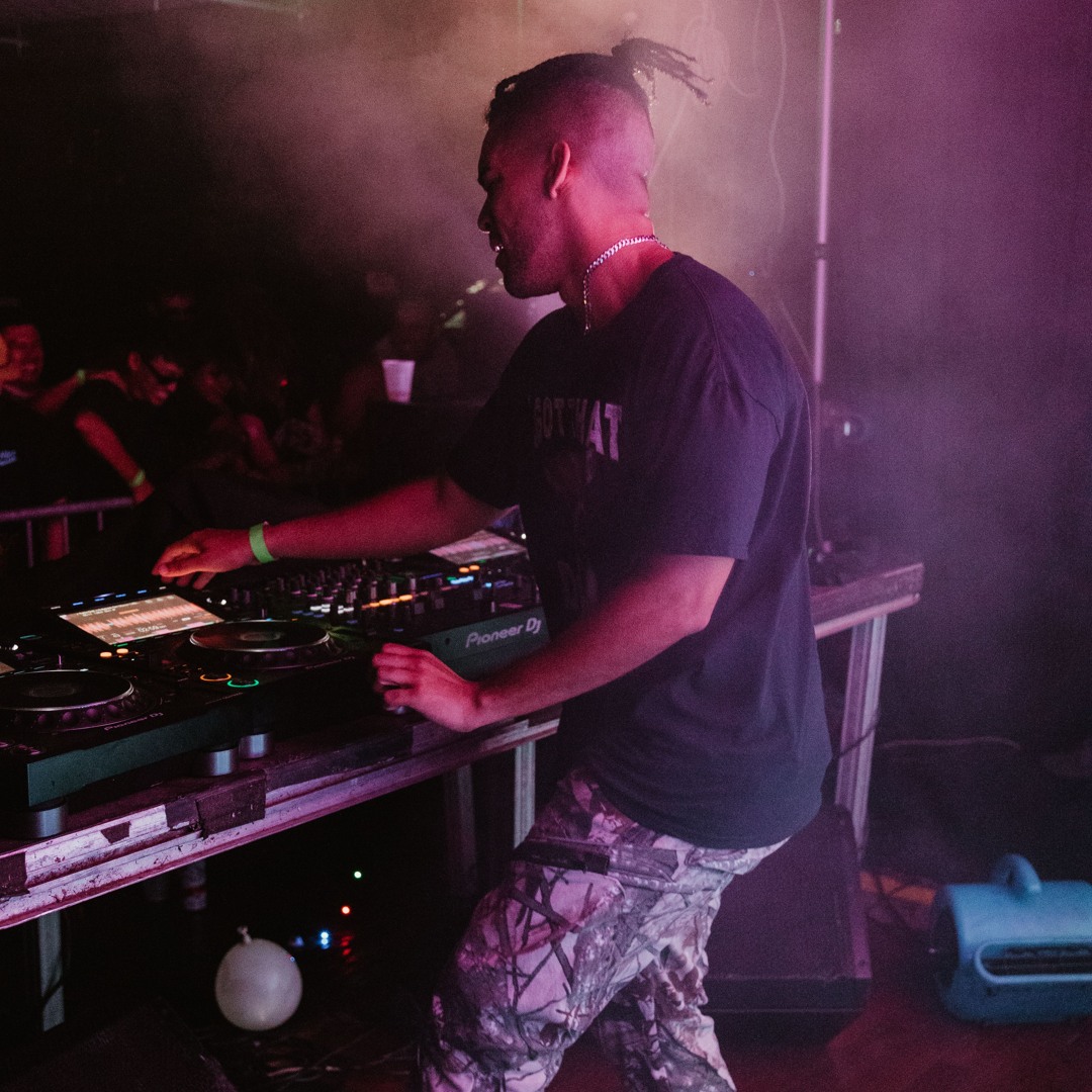 Stream Key Glock - 6ix (BERNZIKIAL Remix) by BERNZIKIAL 💜 | Listen online for free on SoundCloud