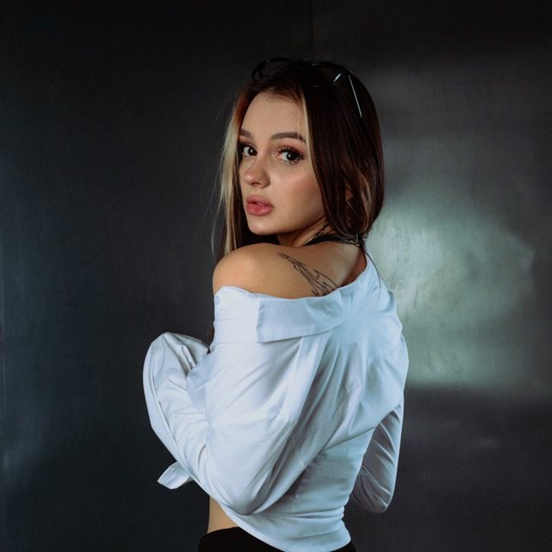 Stream daryana x Даня Милохин - Хочешь by безымянный проект. | Listen online for free on SoundCloud