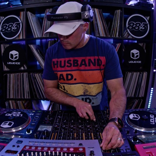 Stream Centreforce 🔥Hot🔥 House Music | November 20, 2024 [P2] by DJ ...