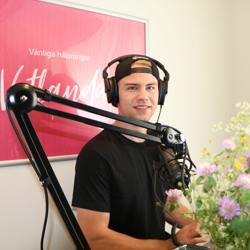 Stream episode 8. Sommarpoddarna avsnitt 8, 2019 - Douglas Thor by ...