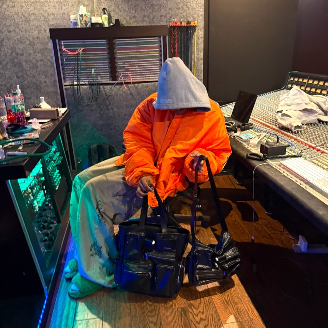 Stream DC2Trill - Shoot At The Messenger (DB4) Leak by 2Trill Leaks ...
