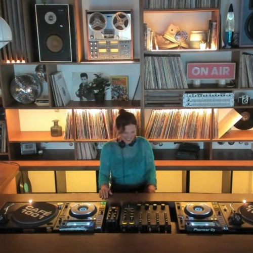 Stream Radio 1001 - DJ Emma by DJ Emma | Listen online for free on ...